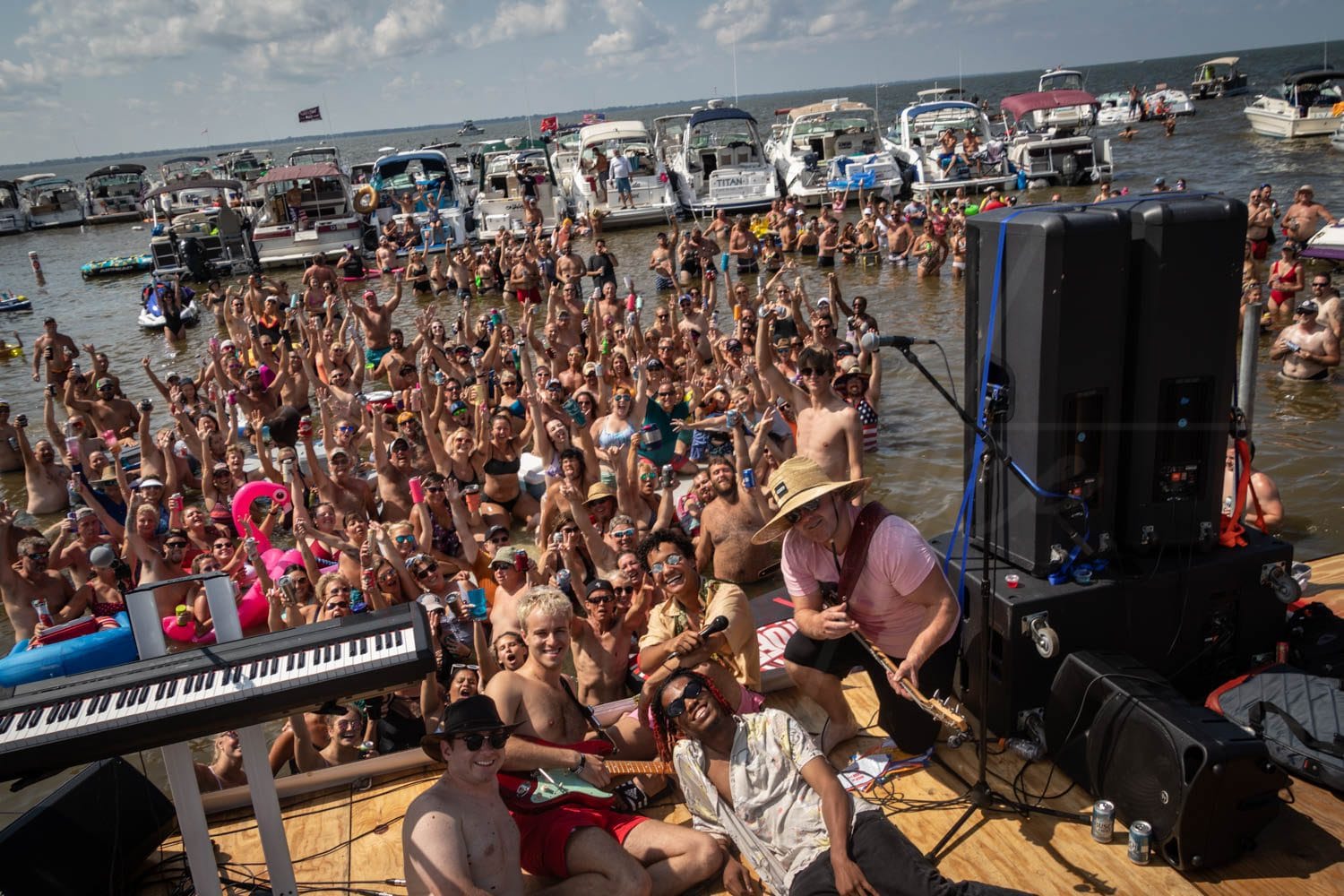 Bago Barge and Beach Bash 2021 - Wisconsin Entertainer a Wisconsin Party website